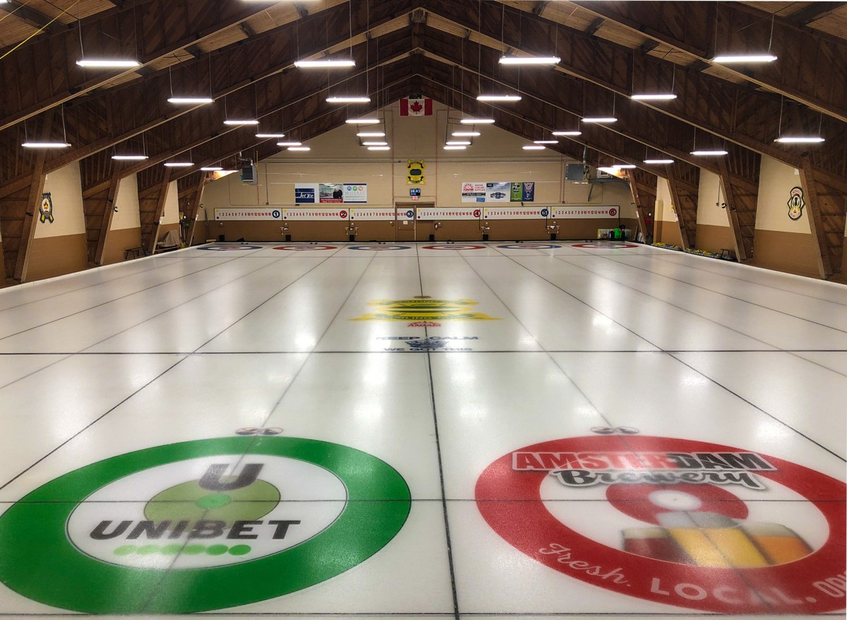 Curling Day in Canada! – Day Trip In An Hour